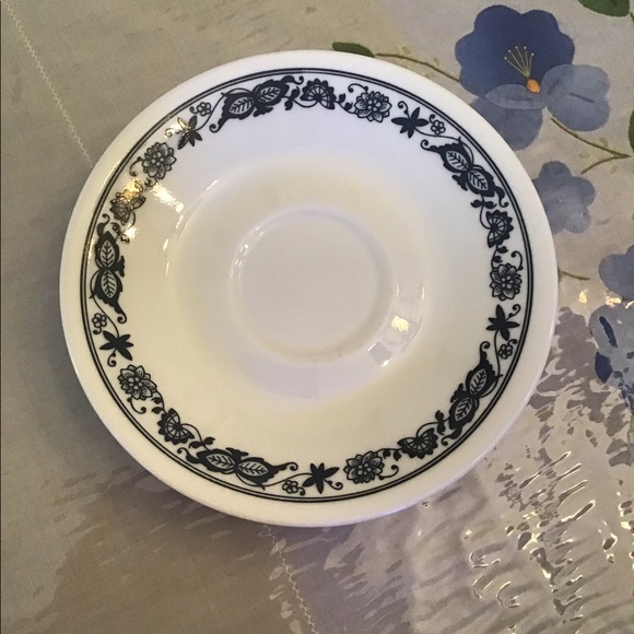 Corelle | Dining | Saucers | Poshmark